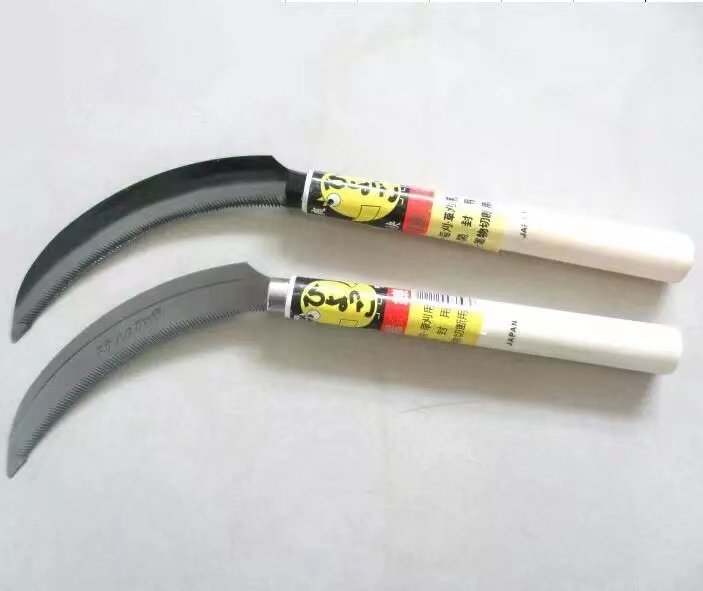 China Steel Grass Tooth Sickle with Wooden Handle on Hot sale factory ...